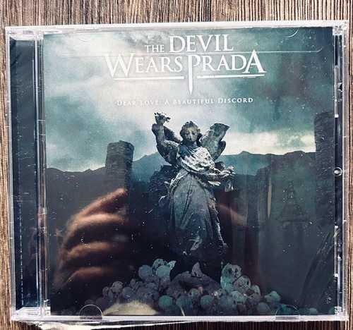 The Devil Wears Prada - Dear Love: A Beautiful CD