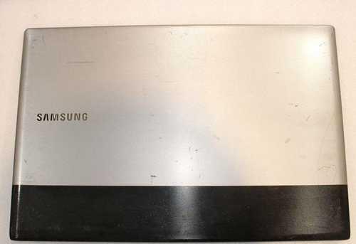 Samsung RV515 крышка матрицы