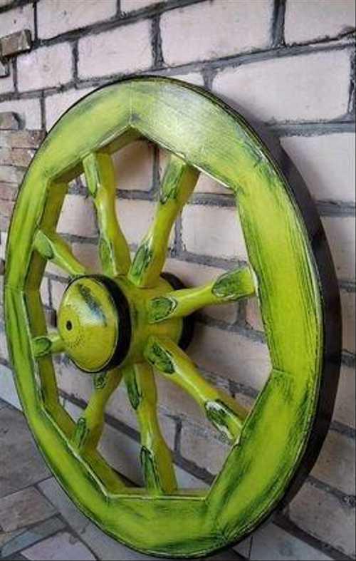 Дизайнерское колесо от телеги Шебби-Шик
