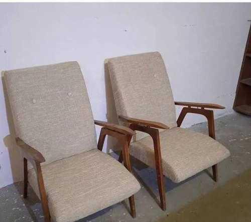 Кресло после реставрации