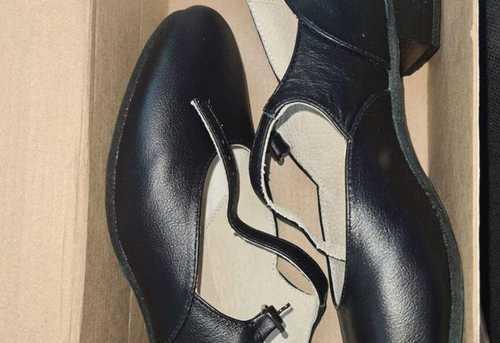 Туфли женские(для танцев) 37 размер