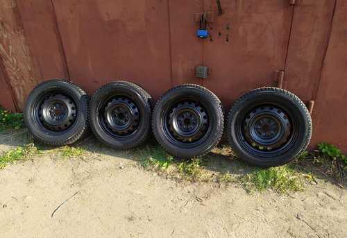Dunlop SP Winter Ice 01 205/55 R16