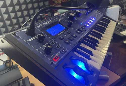 Novation mininova