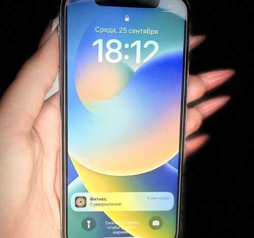 iPhone X, 64 ГБ