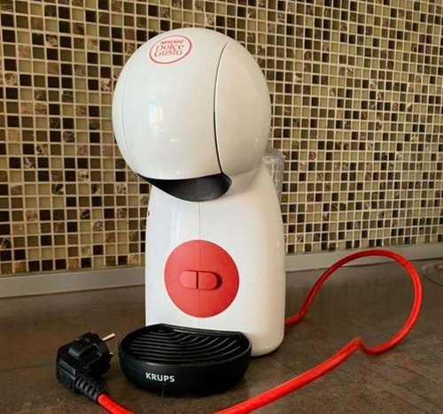 Капсульная кофемашина dolce gusto