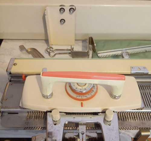 Вязальная машина Art knitter rk-200
