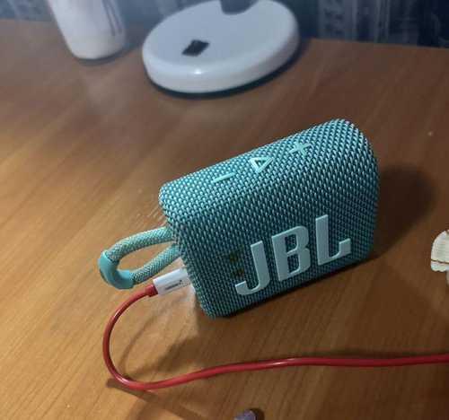 Колонка JBL GO3