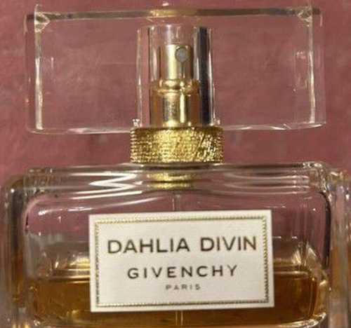 Givenchy dahlia divin