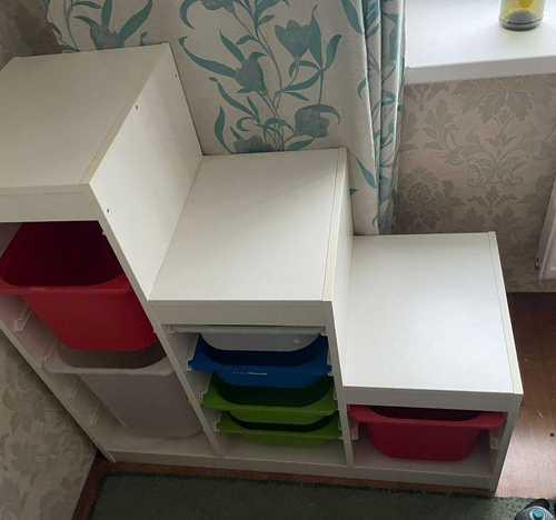 Стеллаж Труфаст белый с контейнерами IKEA
