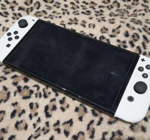 Nintendo switch oled белый