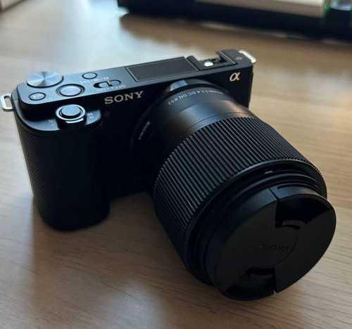 Комплект Sony ZV-E10   Sigma 1.4 30 mm объектив