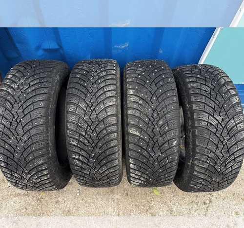 Pirelli Ice Zero 2 215/60 R16 99T
