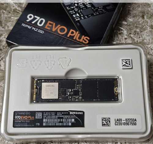 SSD M.2 Samsung 970 EVO Plus 1TB (Здоровье 100%)