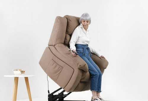 Кресло-реклайнер для пожилых людей