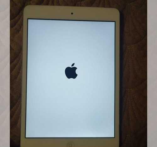 Планшет apple iPad