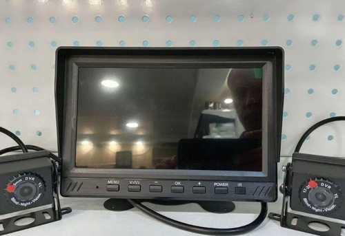 Комплект видеонаблюдения (монитор + 2 камеры)