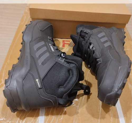 41-46 осень кроссовки мужские Adidas Terrex black