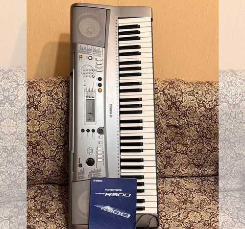 Синтезатор yamaha psr 300