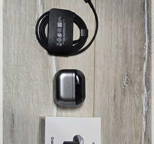 Беспроводные наушники samsung galaxy buds3