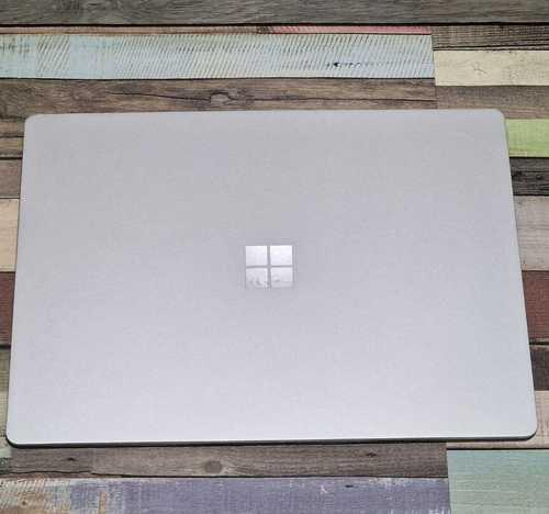 Microsoft surface Laptop 2 1769 i5-7300U 128GB SSD