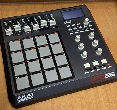 Akai mpd 26