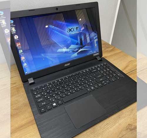 Acer aspire 3.1000Gb SSD.4Gb.AMD Radeon R3