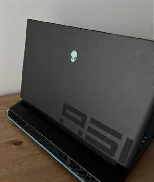 Игровой ноутбук Dell Alienware Area-51m P38E 17.3"