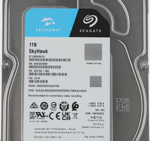 Жесткий диск Seagate Skyhawk ST1000VX013, 1тб, HDD, SATA III, 3.5'' ST1000VX013