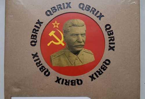 Qbrix Картонный 3D конструктор Сталин