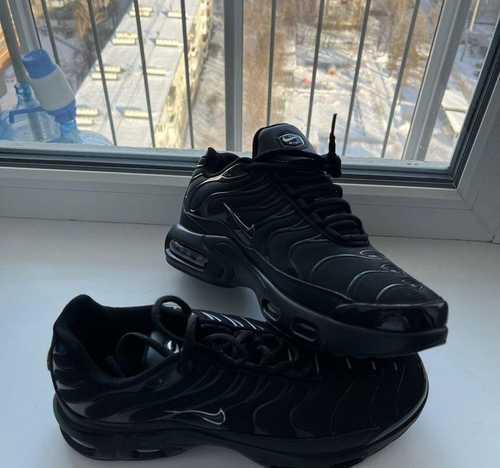 Кроссовки мужские nike air max plus tn