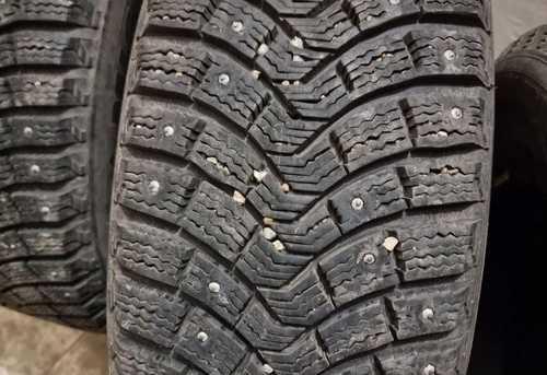 Michelin X-Ice North 2 215/65 R16