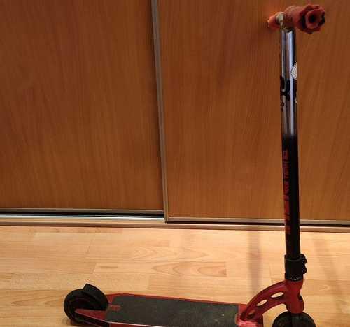 Трюковой самокат MGP scooter VX8