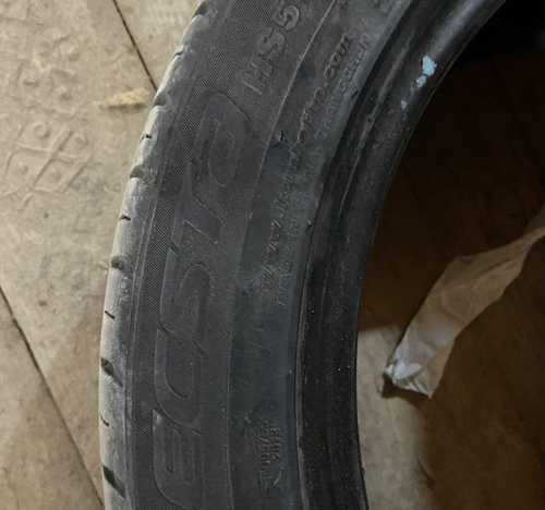 Kumho Ecsta HS51 225/45 R17