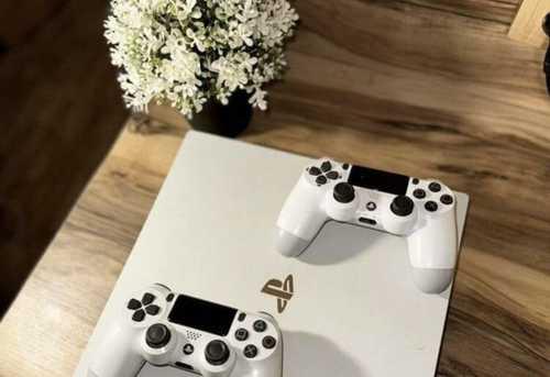 Sony Playstation 4 pro Белая 150 игр