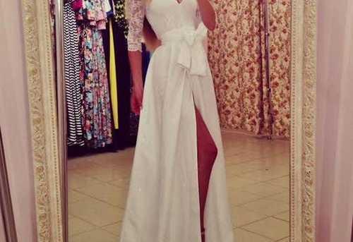 Белое гипюровое платье
