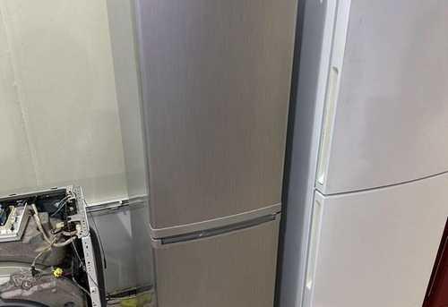 Холодильник Hansa маленький