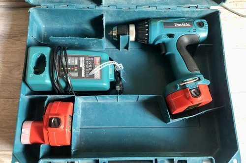 Аккумуляторная дрель-шуруповерт Makita 6337dwae