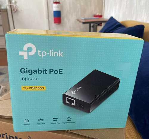 Инжектор PoE TP-Link черный (TL-POE150S)