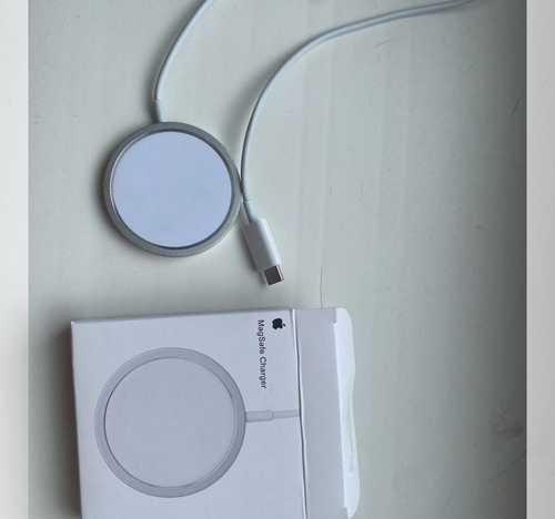 Зарядное устройство Apple MagSafe Charger