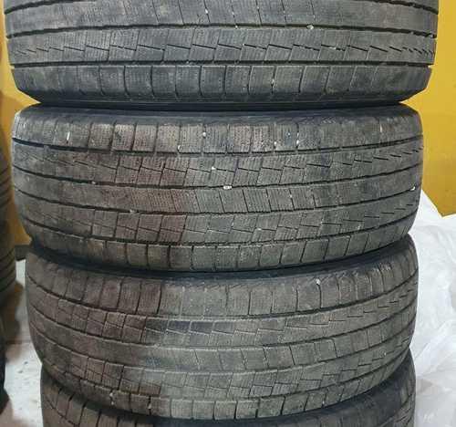 Goform W705 225/60 R17