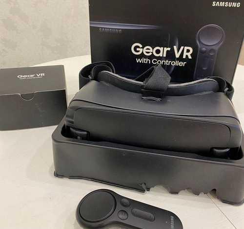 Очки виртуальной реальности Samsung gear vr