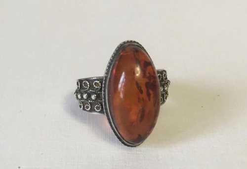 Серебряное кольцо с янтарем, перстень СССР