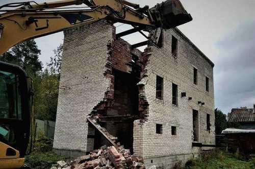 Бой кирпич, битый кирпич. Демонтаж сооружений