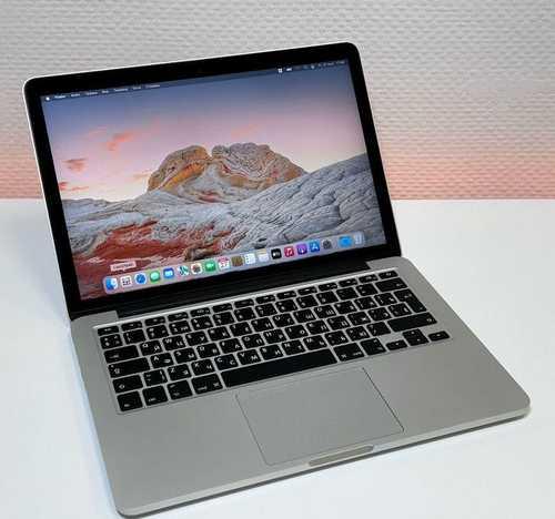 MacBook Pro 13 (Retina, i5, 8gb RAM, 256gb SSD)