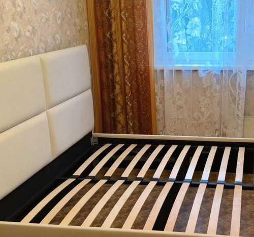 Кровать двухспальная 160х200