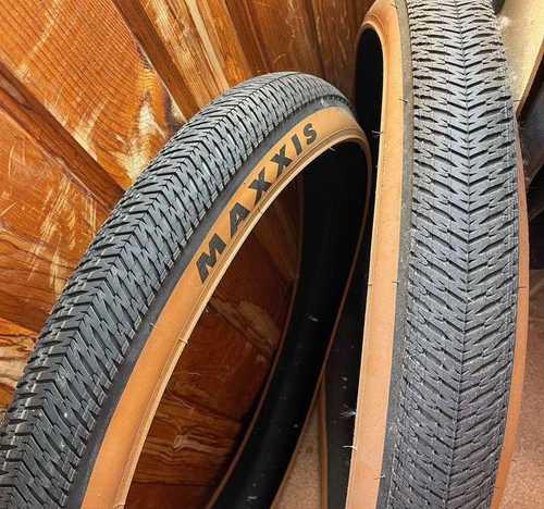 Покрышка велосипедная Maxxis DTH 26x2.30