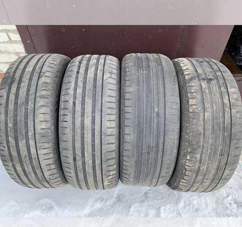 Nokian Tyres Hakka Black 2 SUV 275/50 R22 115V