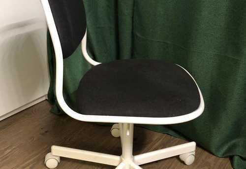 Компьютерное кресло IKEA orfjall + подставка