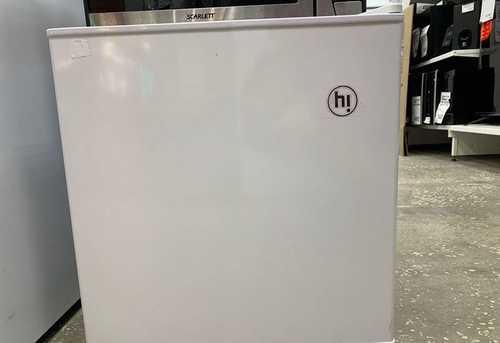 Маленький новый холодильник Hi (49 см) /ТЦ