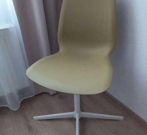 Компьютерное кресло IKEA leifarne (лейф-арне)